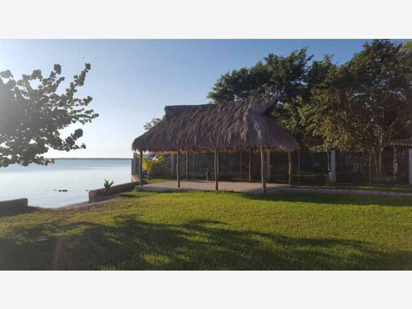 venta Lote de Terreno en Mahahual, Othón P. Blanco (MX20-IY4154)- icasas.mx