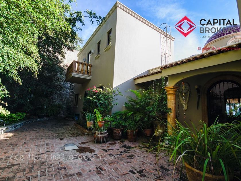 venta Casa en Ajijic Centro, Chapala, Jalisco (EB-JD4599s)- icasas.mx