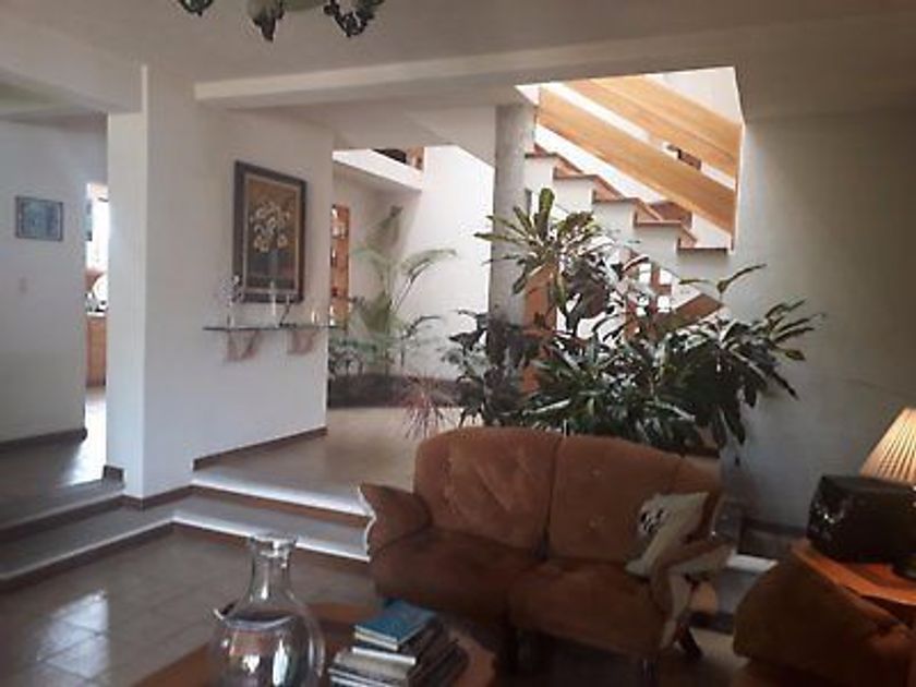 venta Casa en Marfil Centro, Marfil (EB-BJ5345s)- icasas.mx