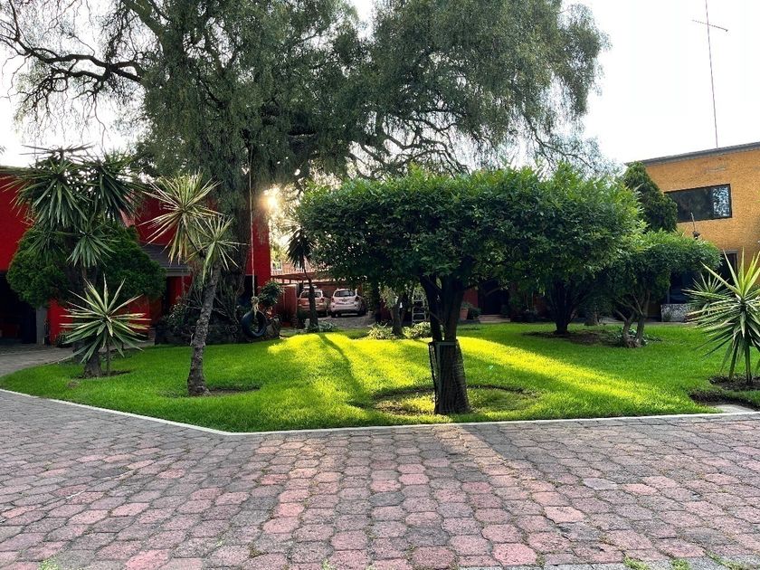 renta Condominio horizontal en Santa María Tepepan, Xochimilco (EB ...