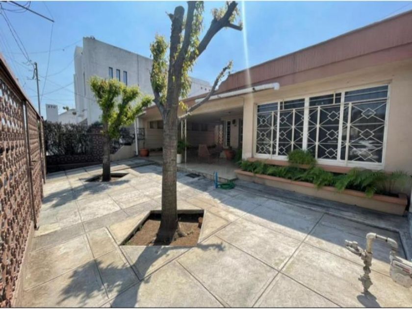 venta Casa en Mitras Centro, Monterrey (MX21-LN6155)- icasas.mx