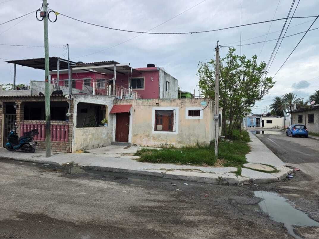 venta Casa en Progreso de Castro Centro, Progreso, Yucatán (EB-SO0328 ...