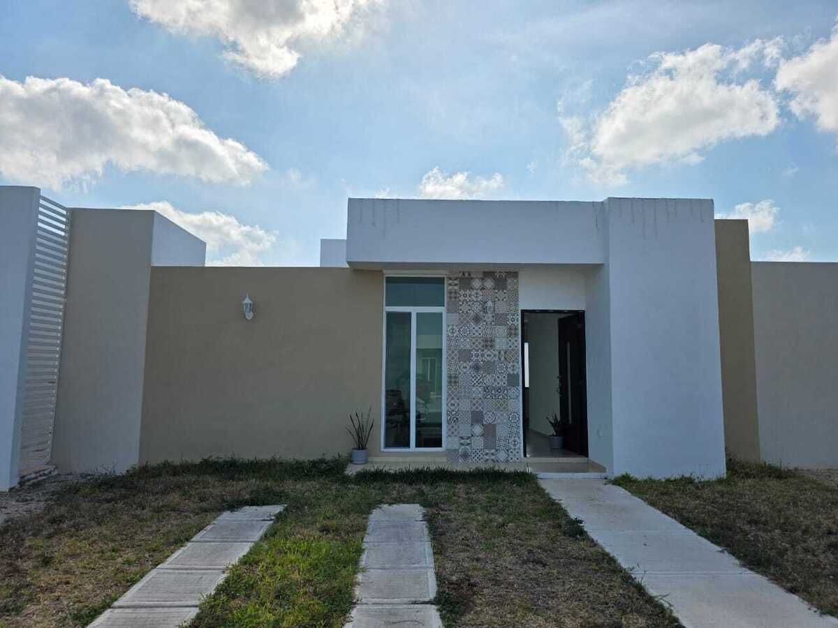 venta Casa en Gran Santa Fe, Mérida, Mérida, Yucatán (EB-SS0636)- icasas.mx