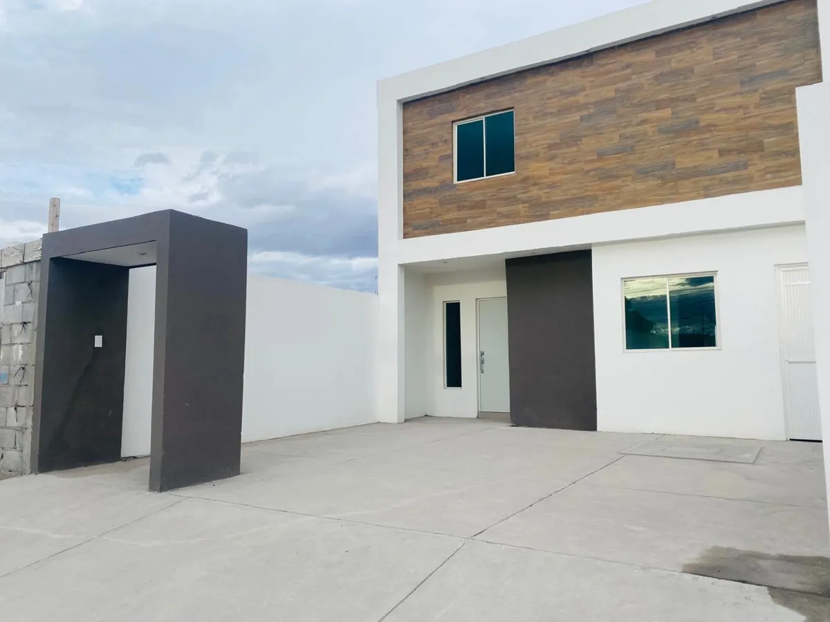 venta Casa en Gomez Palacio Centro, Gómez Palacio (74C6-439B)- icasas.mx