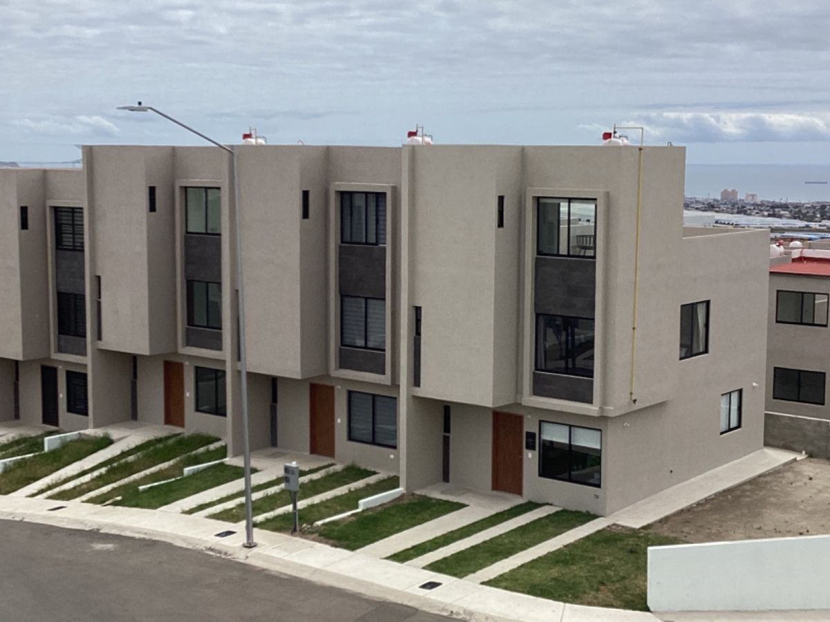 venta Casa en Primo Tapia, Playas de Rosarito (EB-SV9839)- icasas.mx