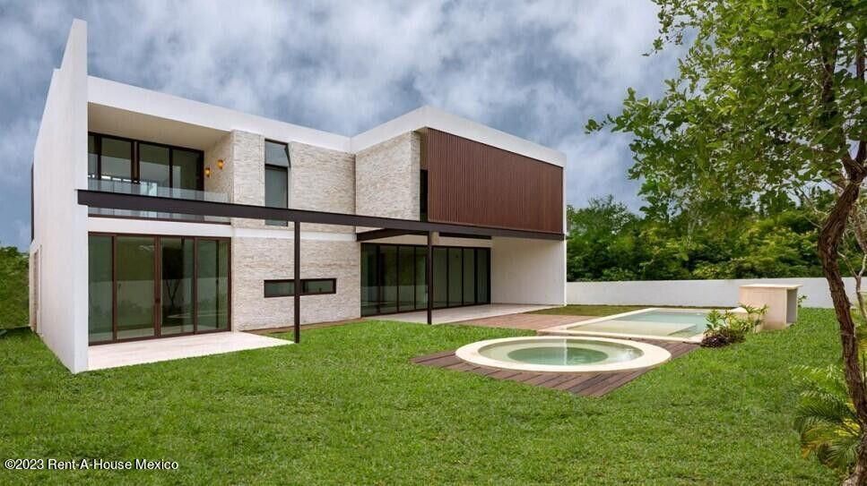 renta Casa en Yucatán Country Club, Mérida, Yucatán (2_43_100000141 ...