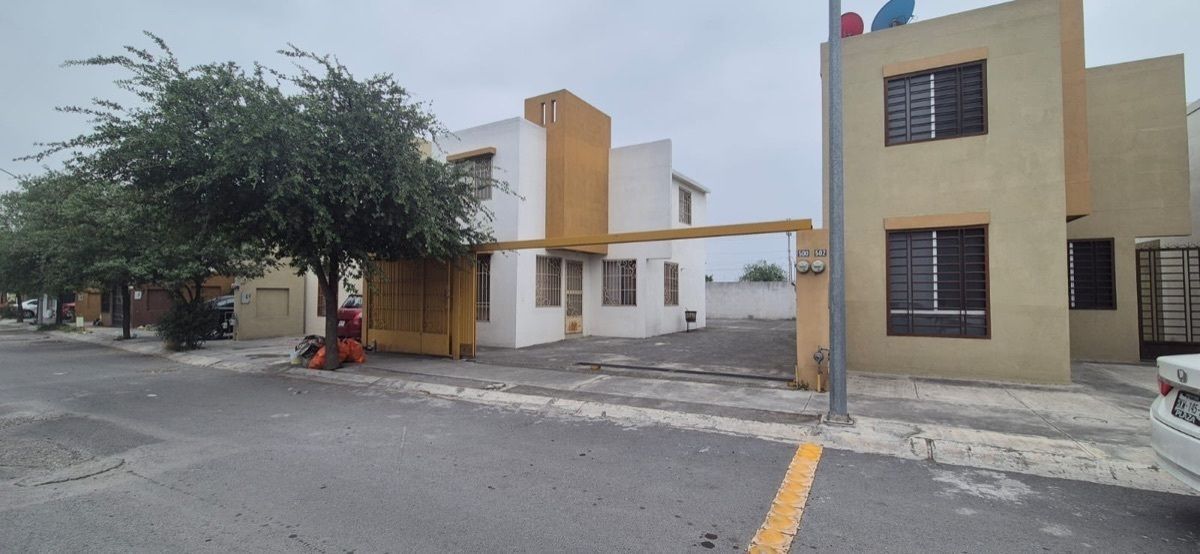 renta Casa en Triana, Apodaca (EB-QF7968)- icasas.mx