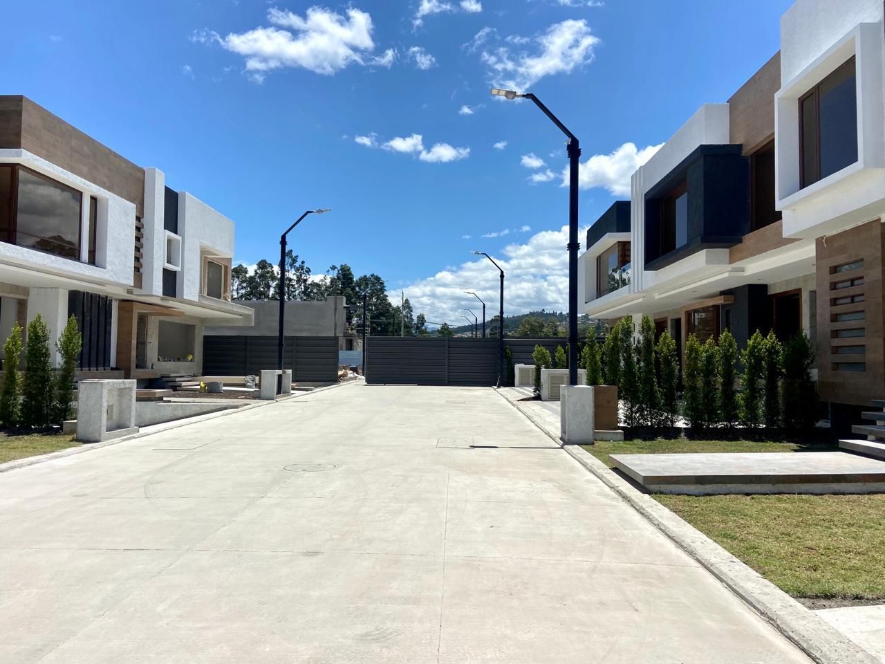 venta Casa en Challuabamba, Cuenca (HHO7270281)- icasas.ec