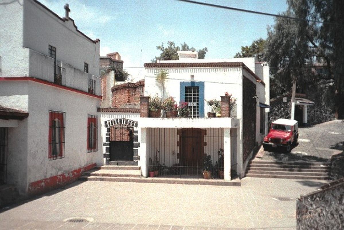 renta Casa en Santa María Tepepan, Xochimilco (EB-TY6706)- icasas.mx