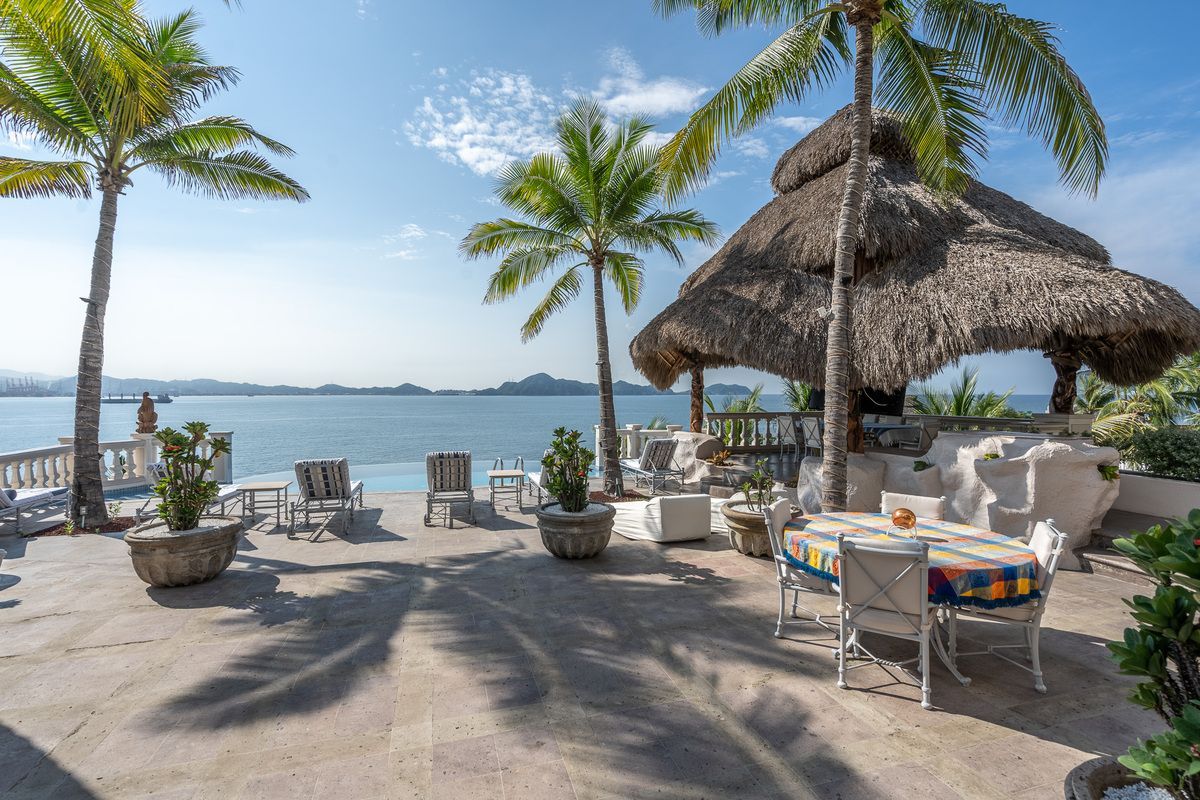 renta Casa en La Punta, Manzanillo, Manzanillo (EB-UE5451)- icasas.mx