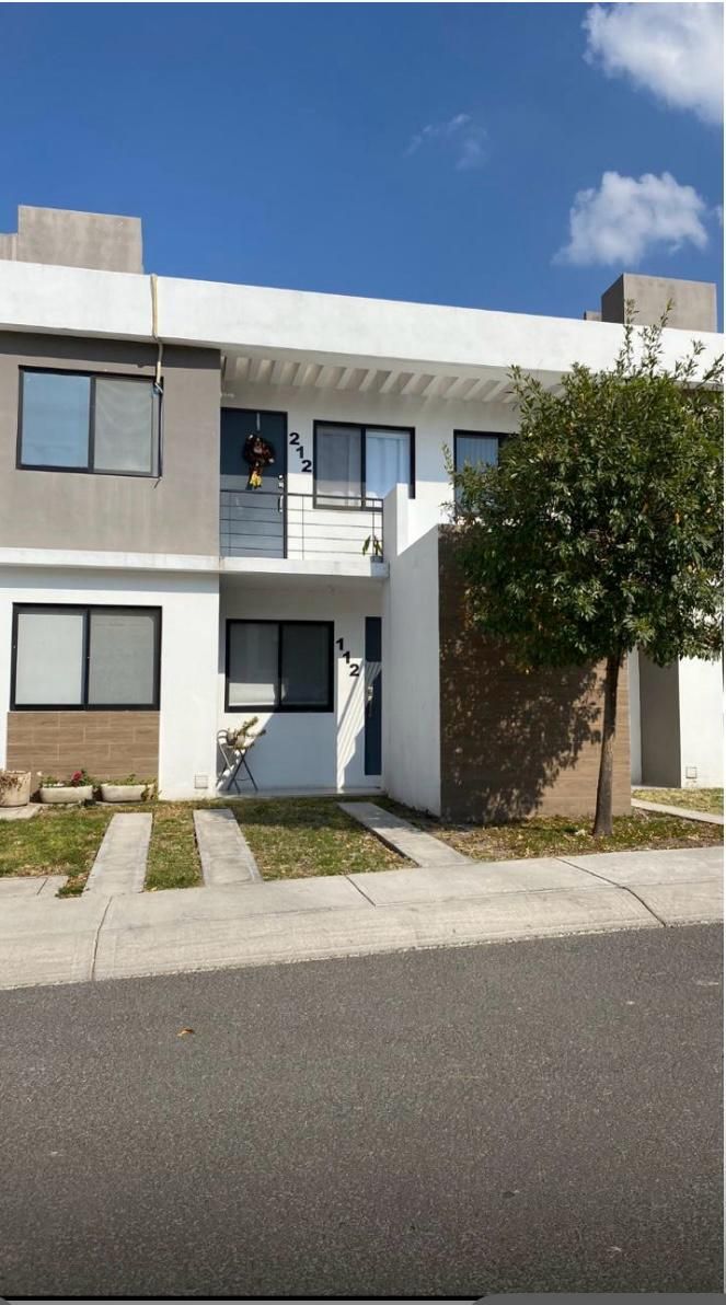 renta Departamento en Zakia, El Marqués (EB-UX7217)- icasas.mx