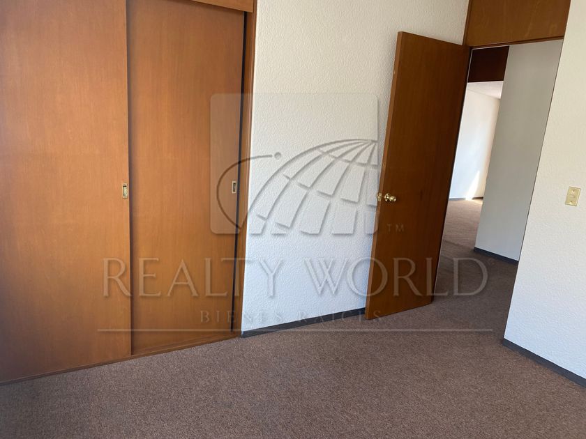 renta Casa en Santa María de las Rosas, Toluca (15-CR-8433)- icasas.mx