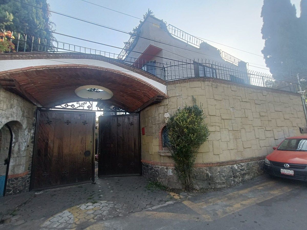 renta Casa en Santa María Tepepan, Xochimilco (EB-UZ0678)- icasas.mx