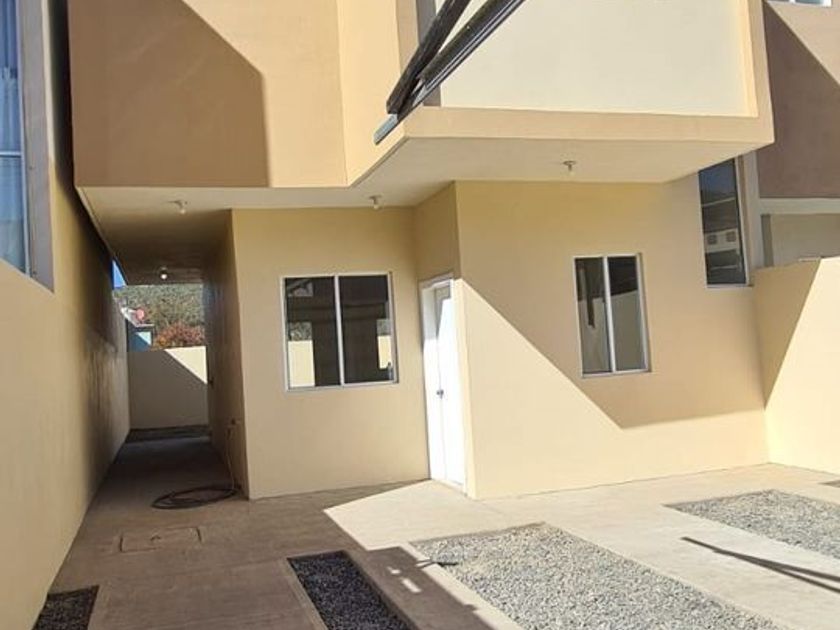 venta Casa en Villas del Rey, Ensenada (EB-JS0851s)- icasas.mx