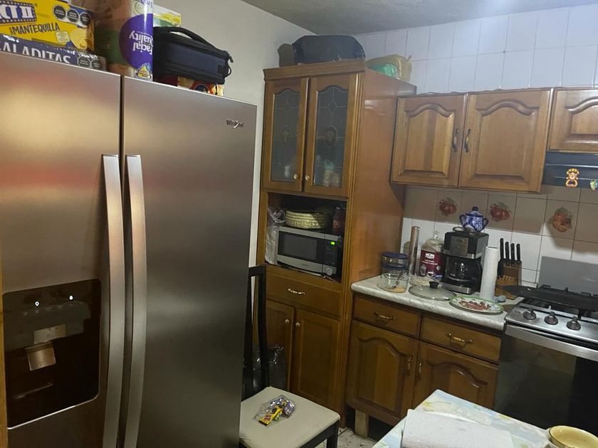 venta Casa en Parques de La Cañada, Saltillo, Coahuila (49-CV-1014 ...