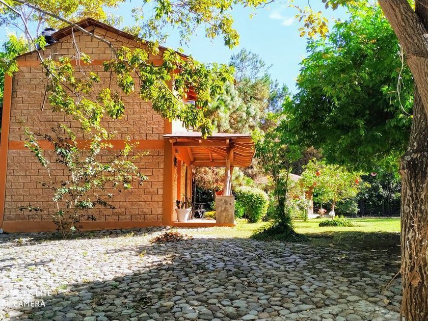 venta Casa en Colima Centro, Municipio de Colima (EB-JP8538)- icasas.mx