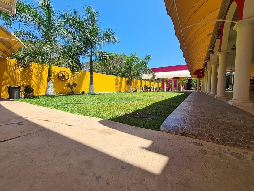 venta Quinta en Pueblo Caucel, Mérida, Yucatán (EB-JX1503s)- icasas.mx