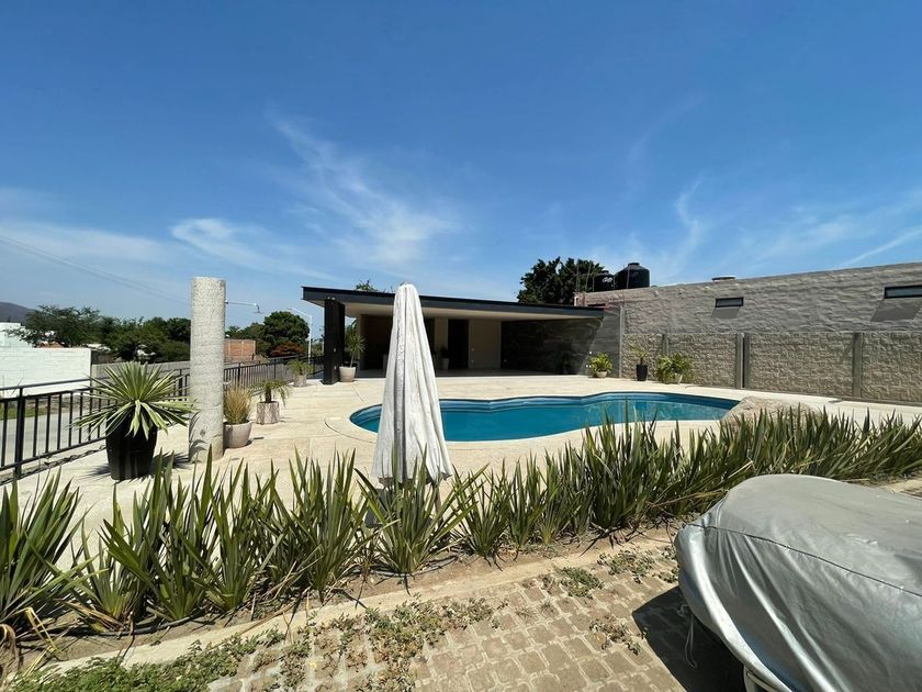 venta Casa en Ajijic Centro, Chapala, Jalisco (EB-ME7932)- icasas.mx