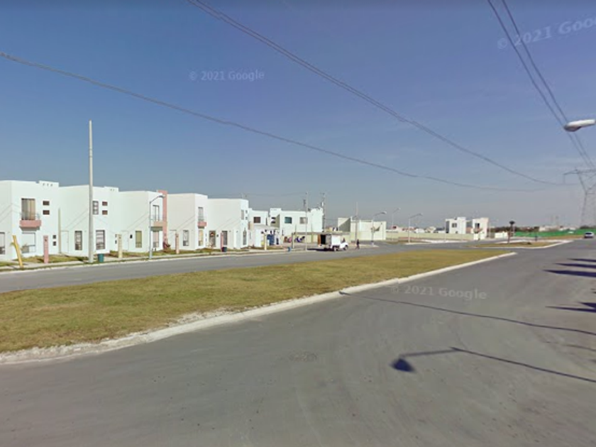 venta Casa en Cosmópolis, Apodaca (32066567-PLO1691)- icasas.mx