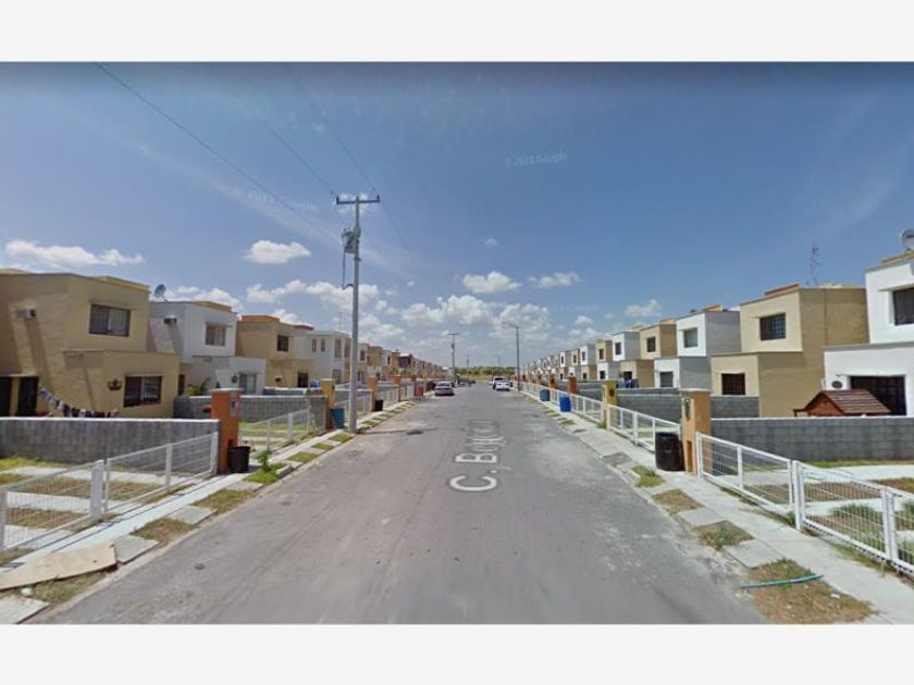 venta Casa en Vista Hermosa, Reynosa, Reynosa (MX22-MK4317)- icasas.mx