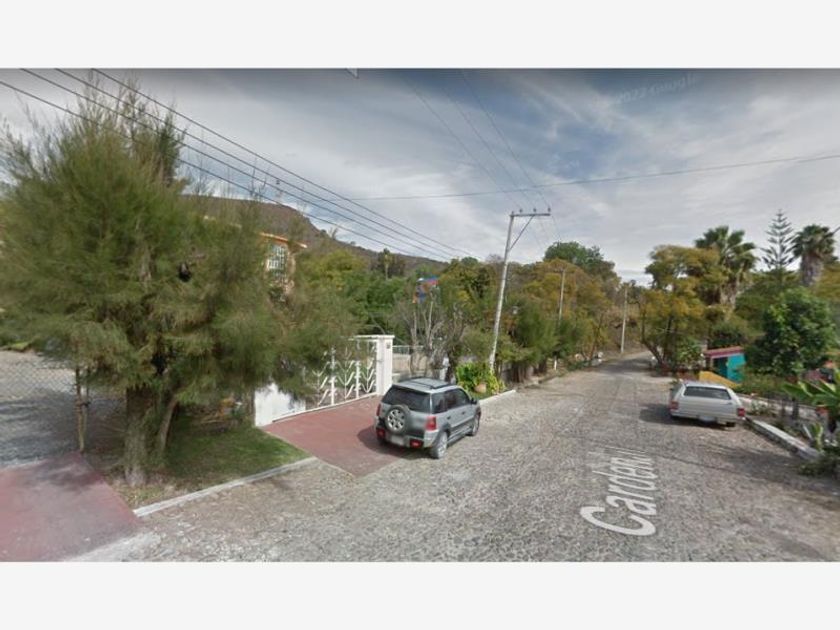 venta Casa en Ajijic Centro, Chapala, Jalisco (MX22-NT8250)- icasas.mx