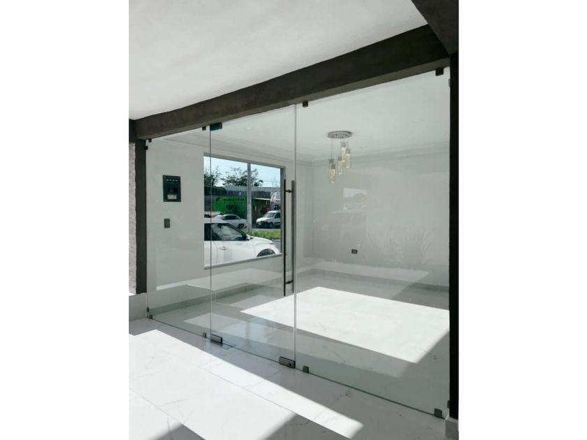 renta Local comercial en Cumbres, Reynosa, Reynosa (5705227)- icasas.mx