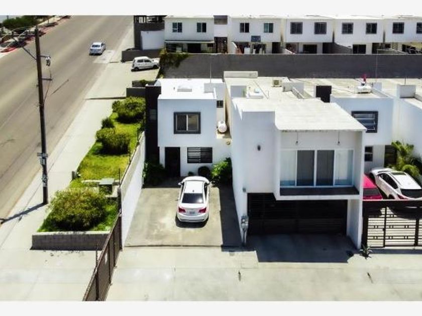 venta Casa en El Lago, Tijuana, Tijuana - icasas.mx