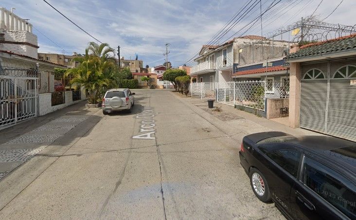 venta Casa en Fraccionamiento Parques de Tesistán, Zapopan, Jalisco ...