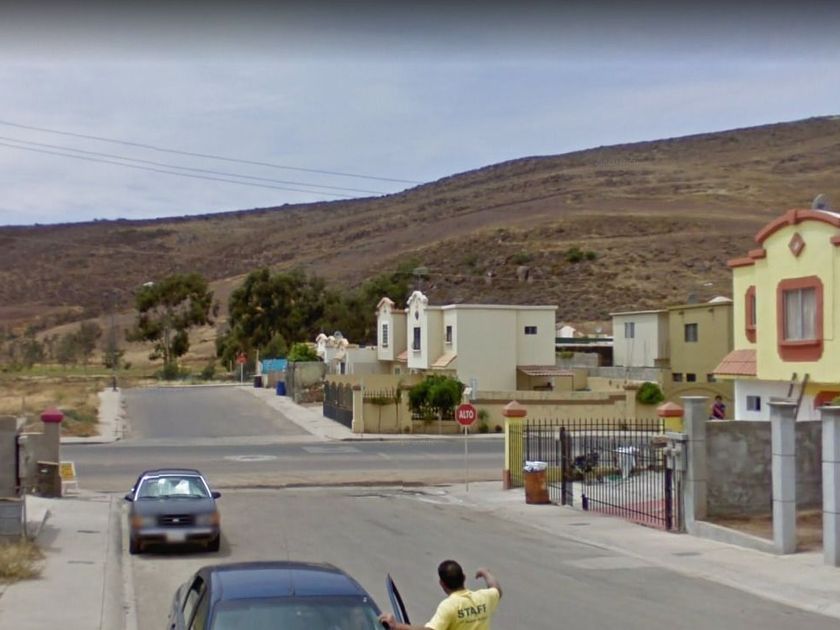 venta Casa en Villas del Rey, Ensenada - icasas.mx