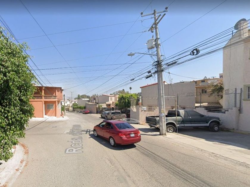 venta Casa en El Valle, Tijuana, Tijuana (MAG8422 GN)- icasas.mx