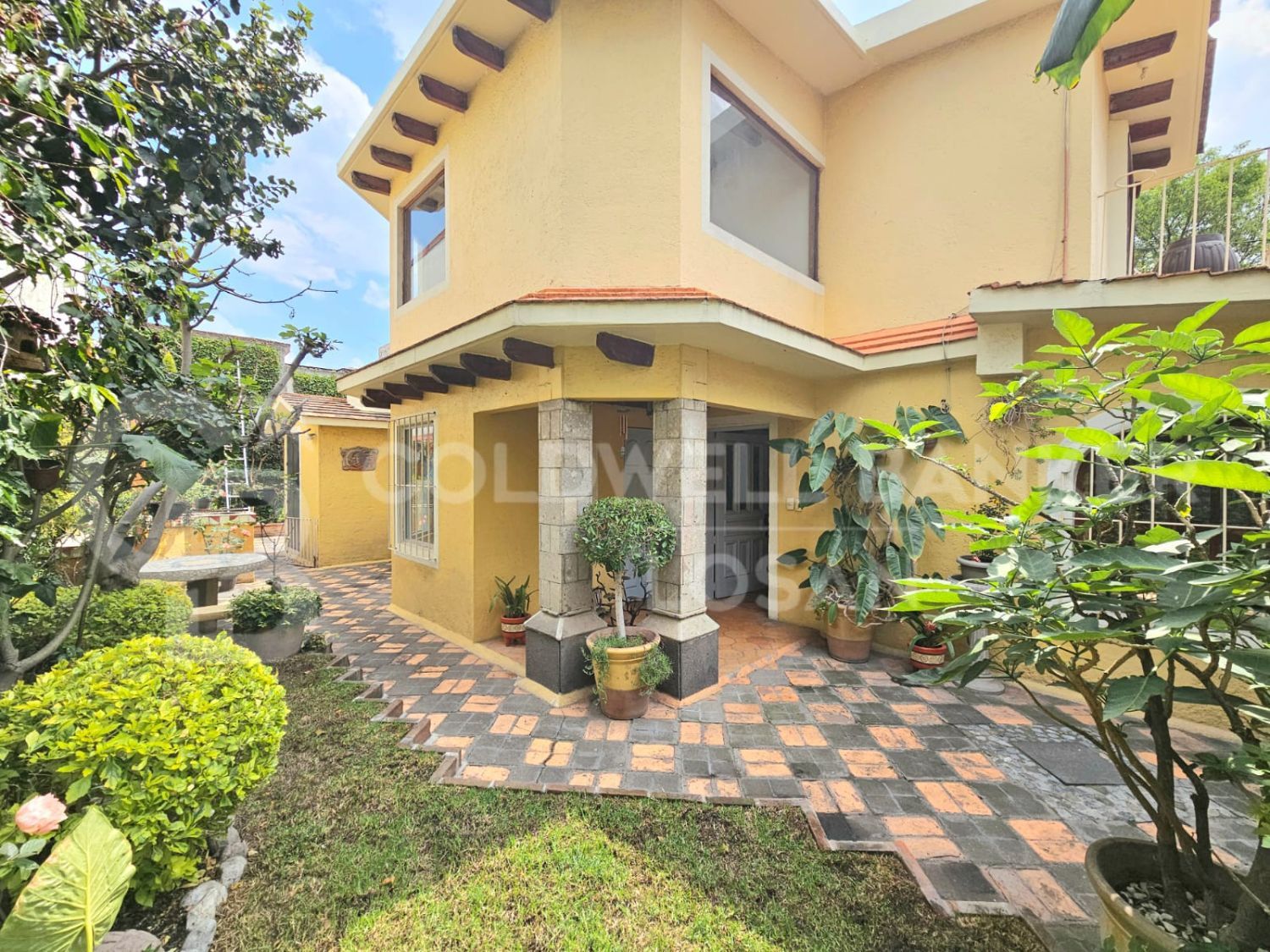 renta Casa en Lomas de Tecamachalco, Naucalpan de Juárez (HCR-146-62001 ...