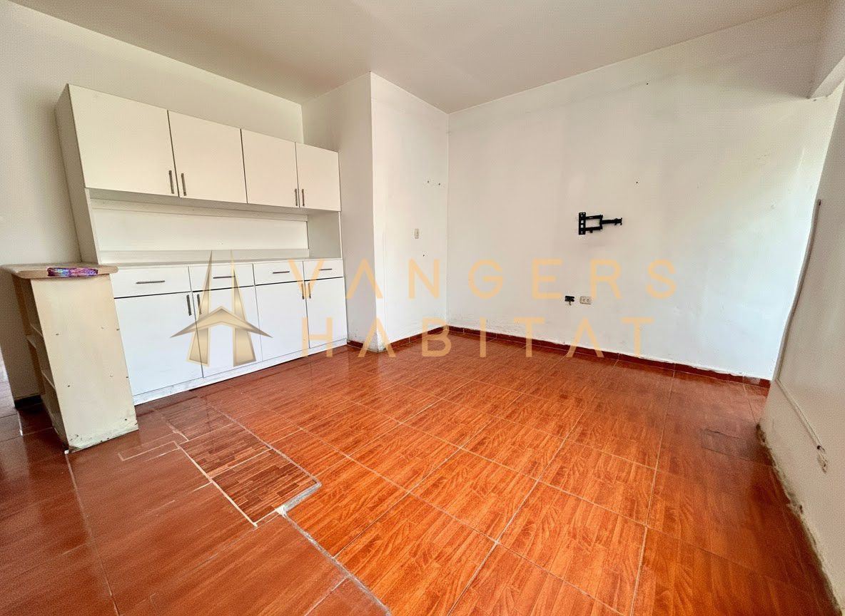 venta Departamento en Chacra Colorada, Breña (GDG002)- LaEncontre.com.pe