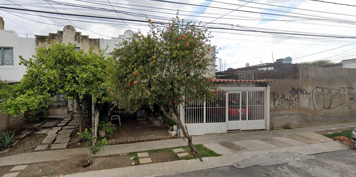 venta Casa en Santa Ana Tepetitlán, Zapopan, Jalisco (DH25780)- icasas.mx