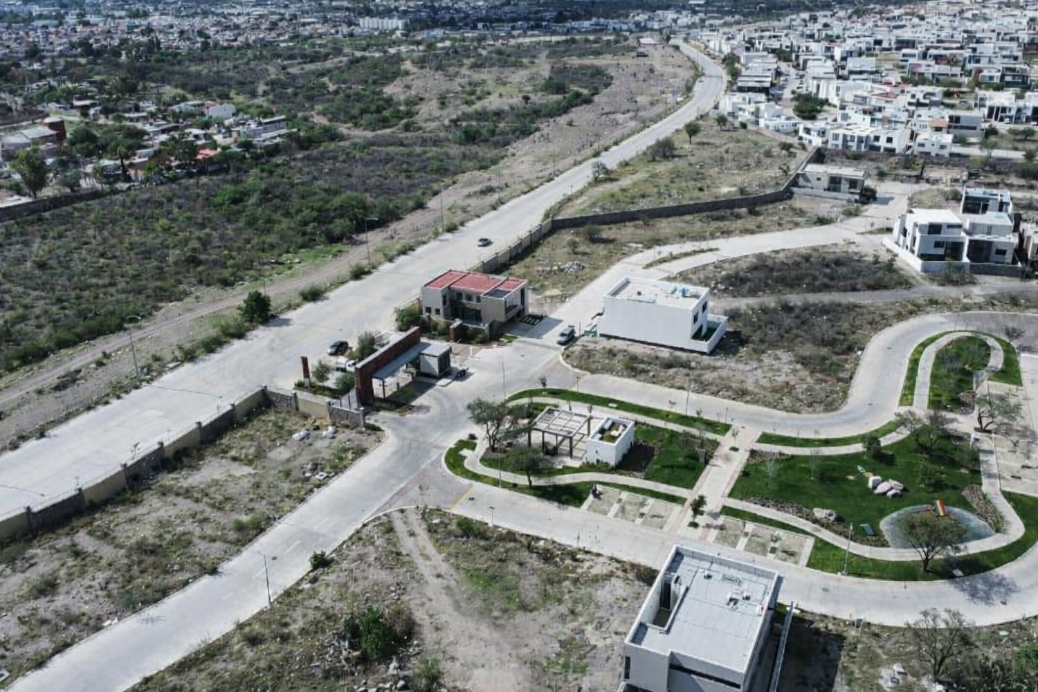 venta Lote de Terreno en Jardines de la Presa, León - icasas.mx