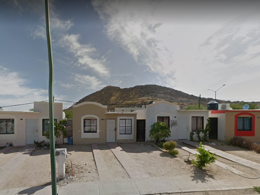 venta Casa en Las Lomas Privada las Lomas, Hermosillo (MG WO 6F90996)- icasas.mx